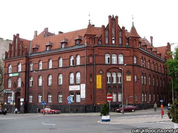 Budynek Dyrekcji Kolei. - Toruń Budynek Dyrekcji Kolei. - Toruń