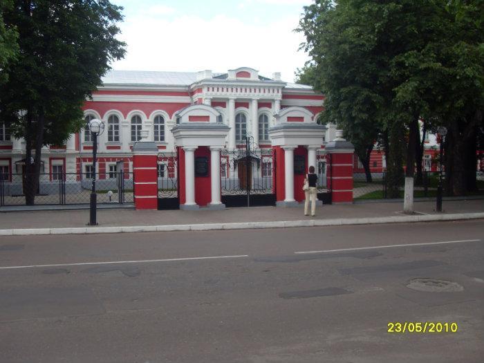Глухов