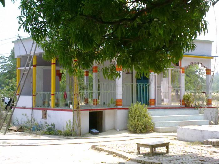 Home of Pradeep Kumar Singh - Village Futaha (Abholi) Home of Pradeep Kumar Singh - Village Futaha (Abholi)