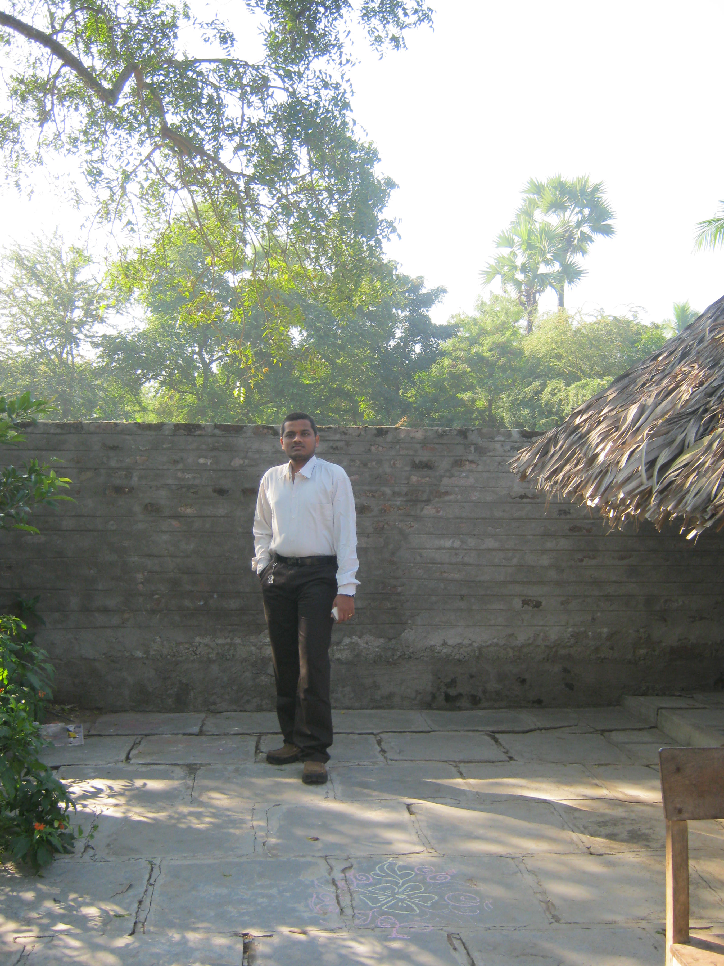 koli .venkata.ravi teja house - Challapalli