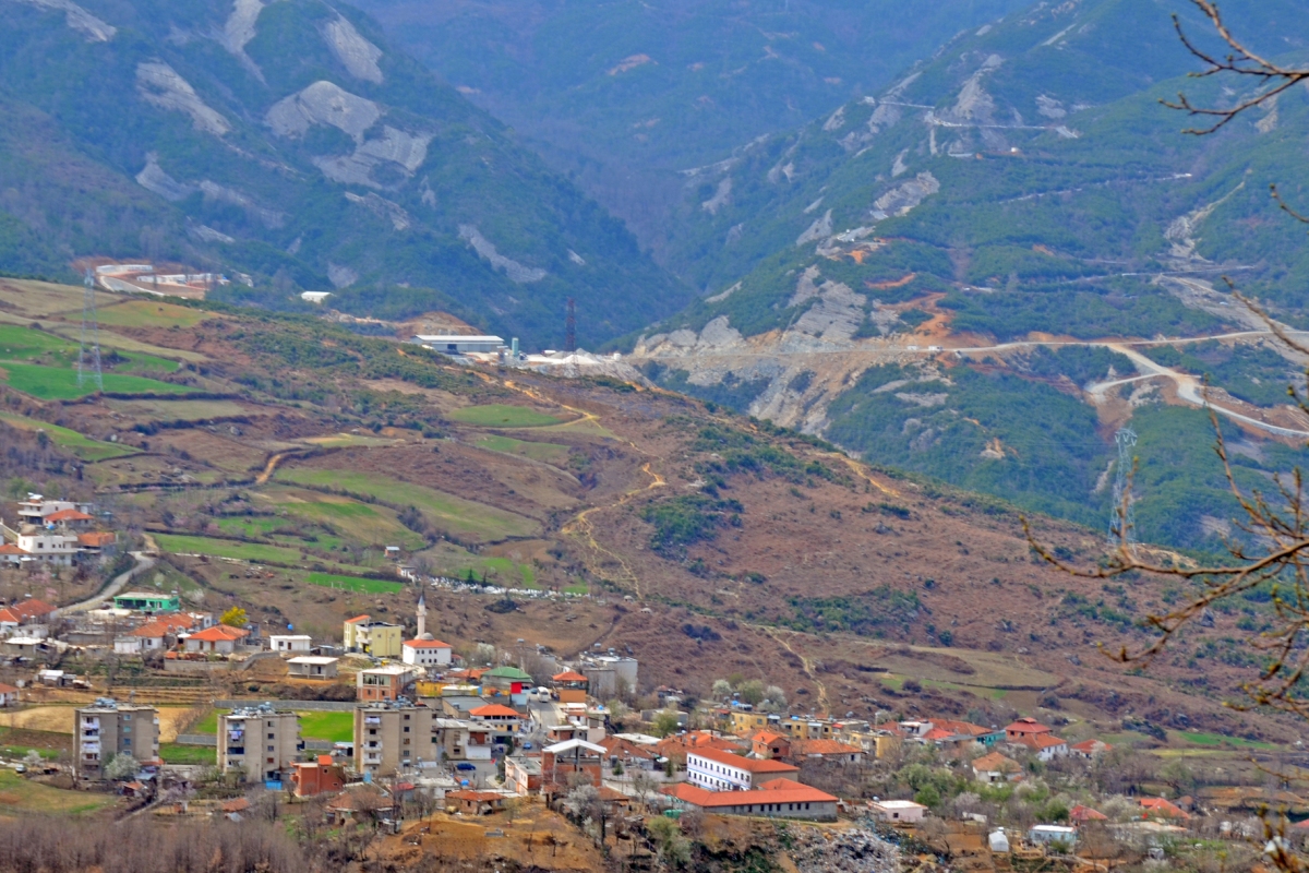 Krrabë (English) | town