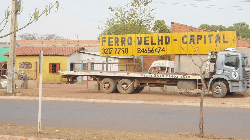 Ferro Velho Ferrari Palmas To Zepada