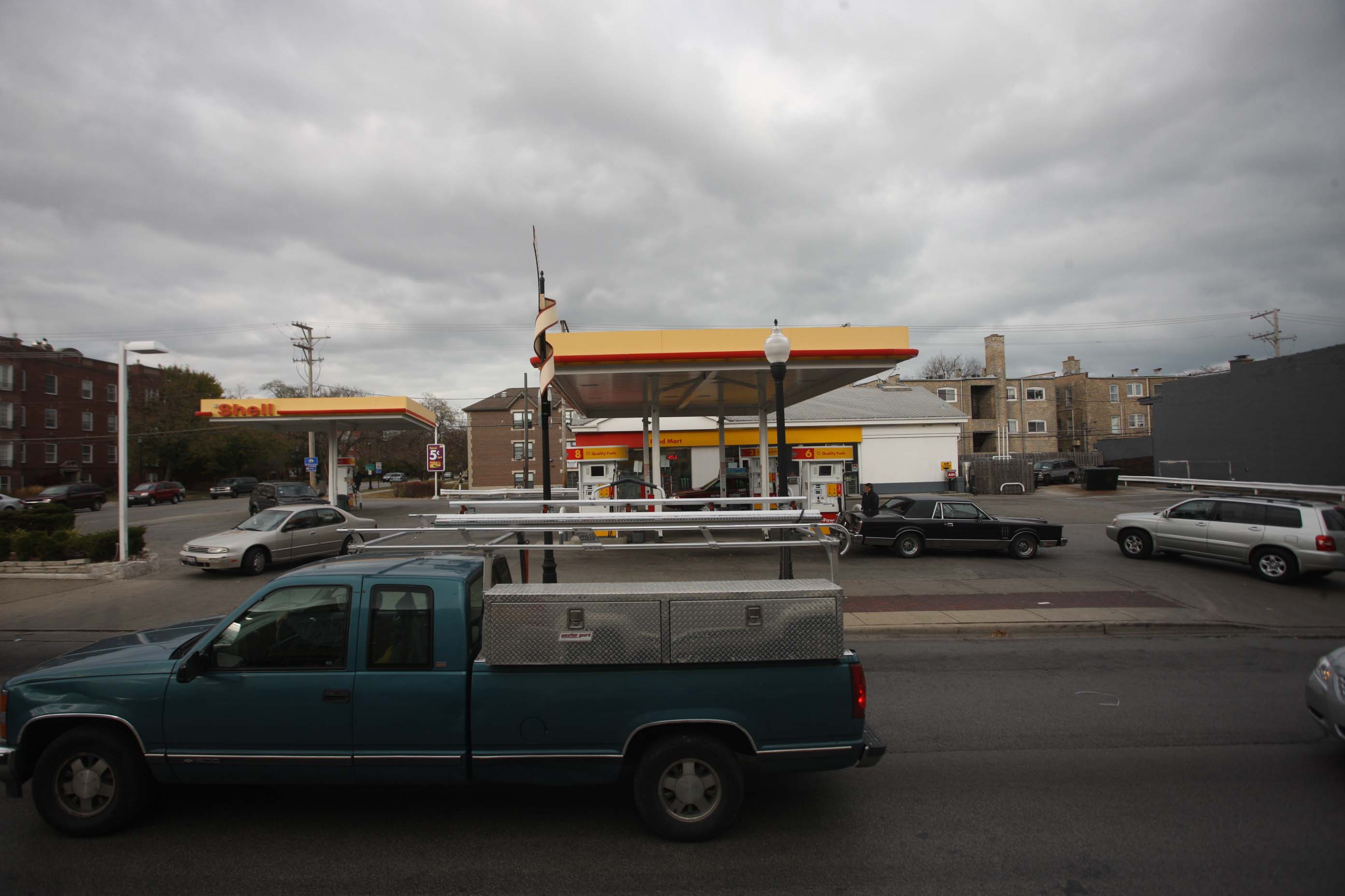 Shell Gas Station Evanston Illinois Ridge Avenue 101