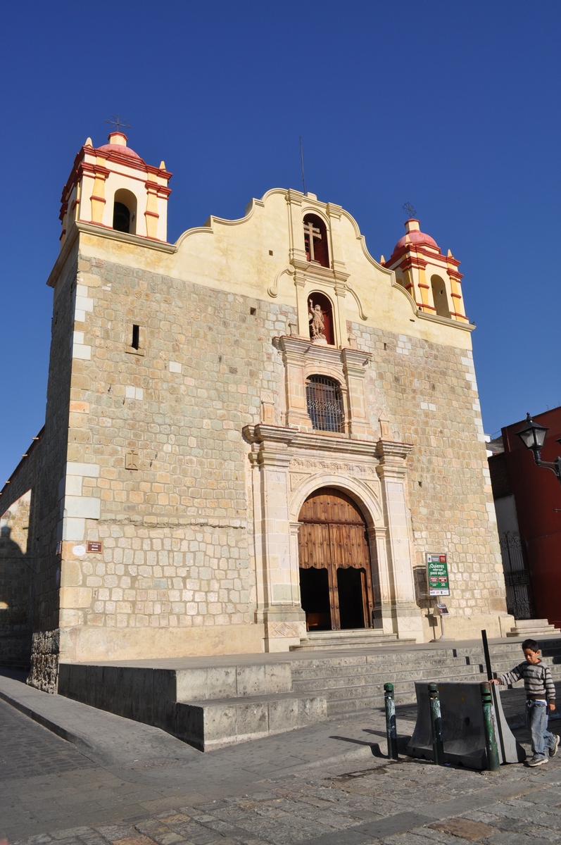 Iglesia de la Preciosa Sangre de Cristo - Oaxaca de Juárez Iglesia de la Preciosa Sangre de Cristo - Oaxaca de Juárez