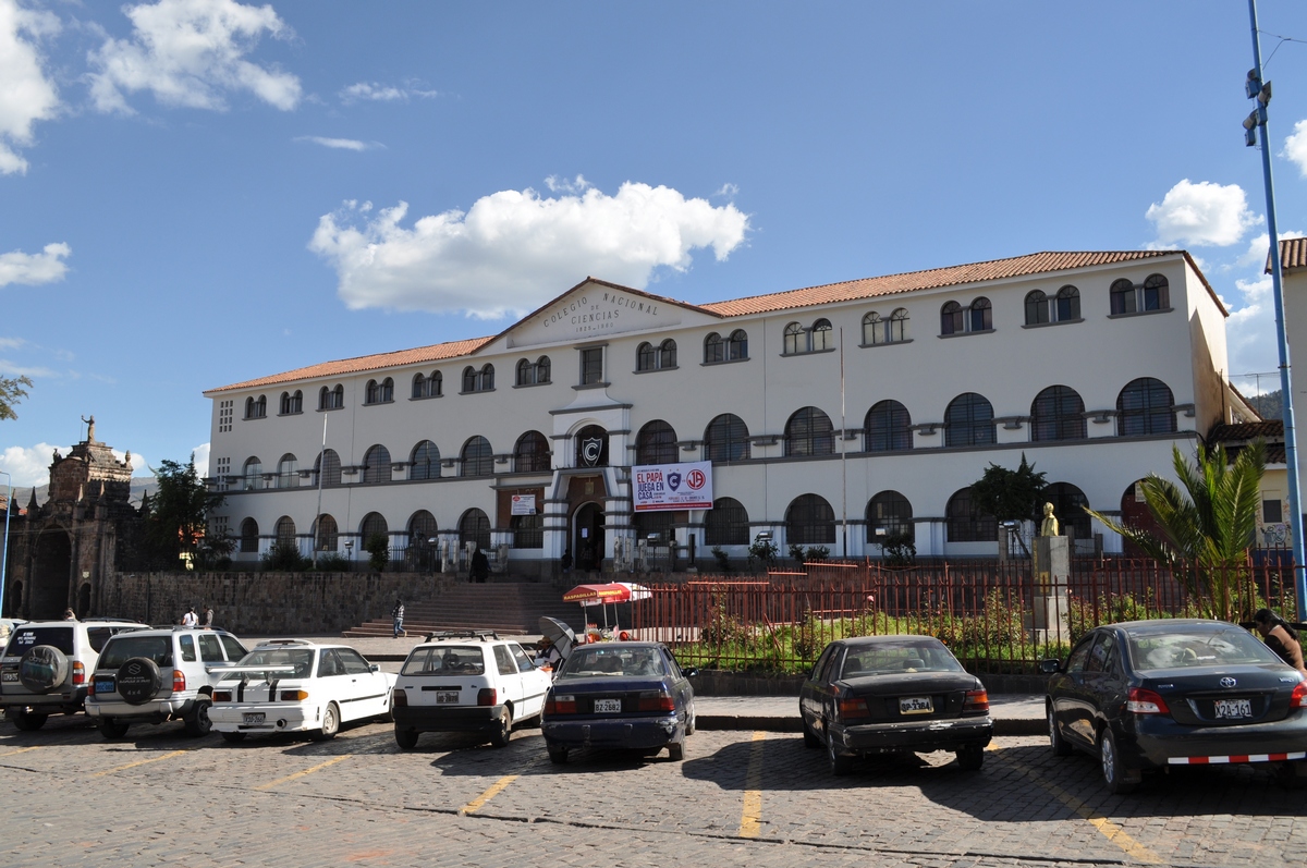 Colegio Nacional De Ciencias - Cusco Colegio Nacional De Ciencias - Cusco