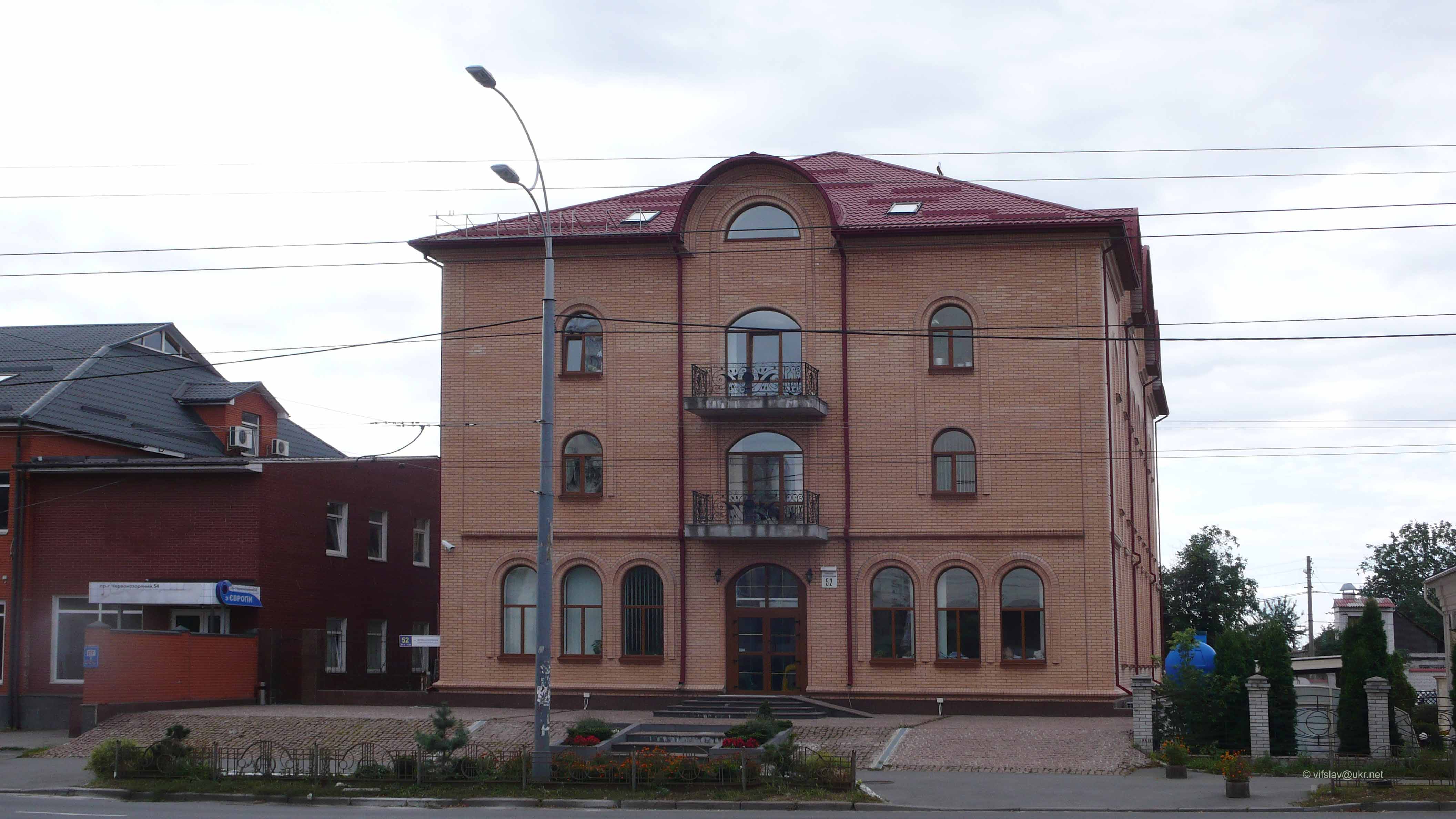 просп. Валерія Лобановського, 52 - Київ