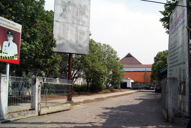 Badan Penanggulangan Bencana Daerah Prov. Jawa Barat - Bandung Badan Penanggulangan Bencana Daerah Prov. Jawa Barat - Bandung