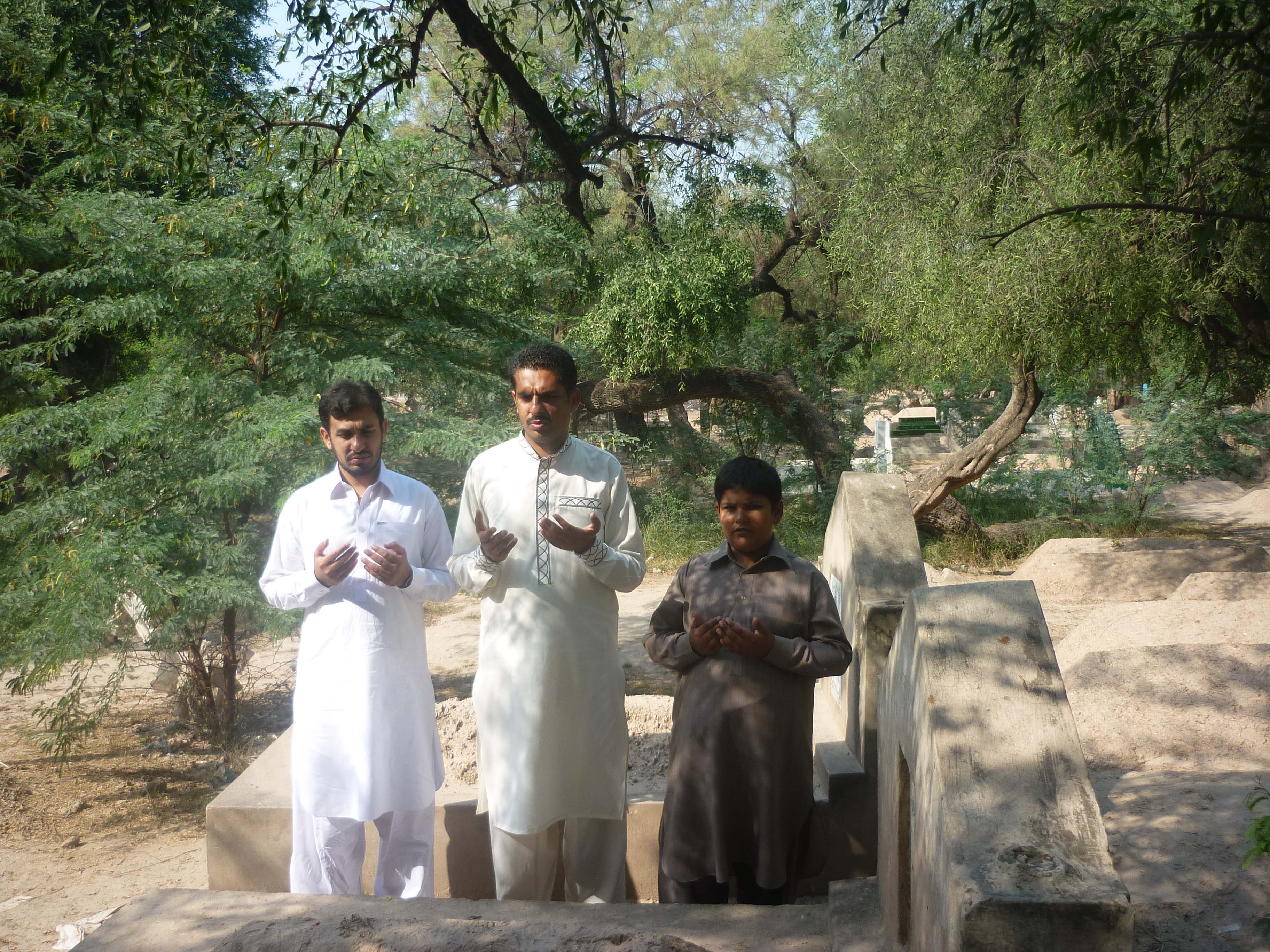 Graveyard Bara Ghar - Bara Ghar