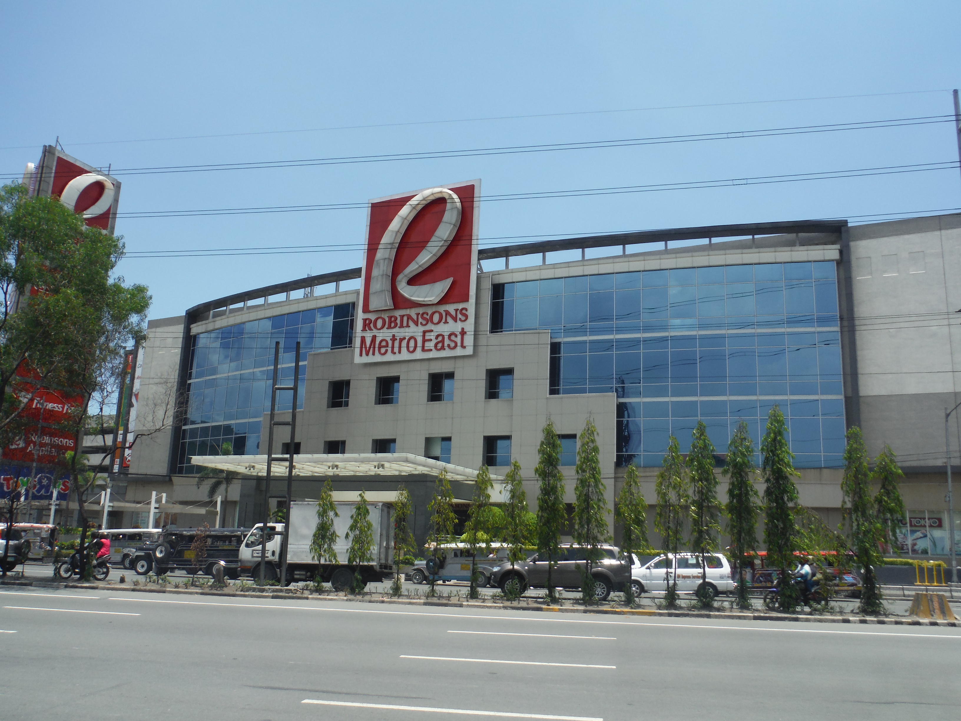 Robinsons Metro East - Pasig