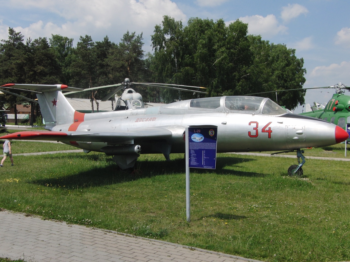 Aero L-29 - Kopishcha Aero L-29 - Kopishcha