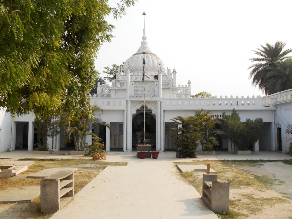 Dargah Hazrat Abbas (A.S.), Misri ki Baghiya. - Lucknow Dargah Hazrat Abbas (A.S.), Misri ki Baghiya. - Lucknow