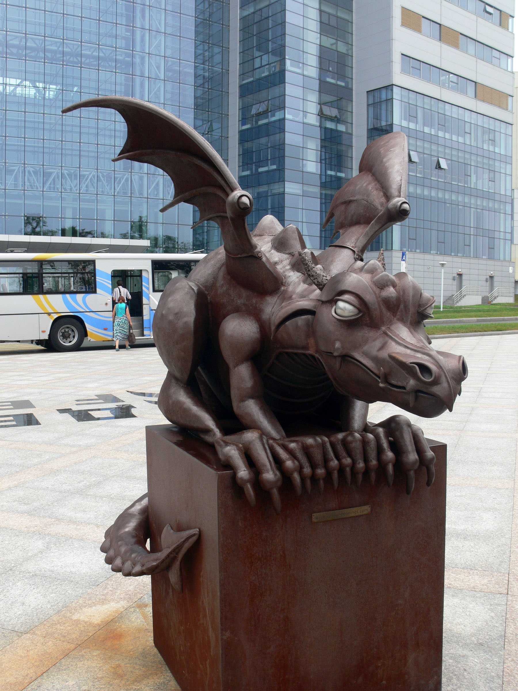 Bronze Dragon - Vladivostok Bronze Dragon - Vladivostok