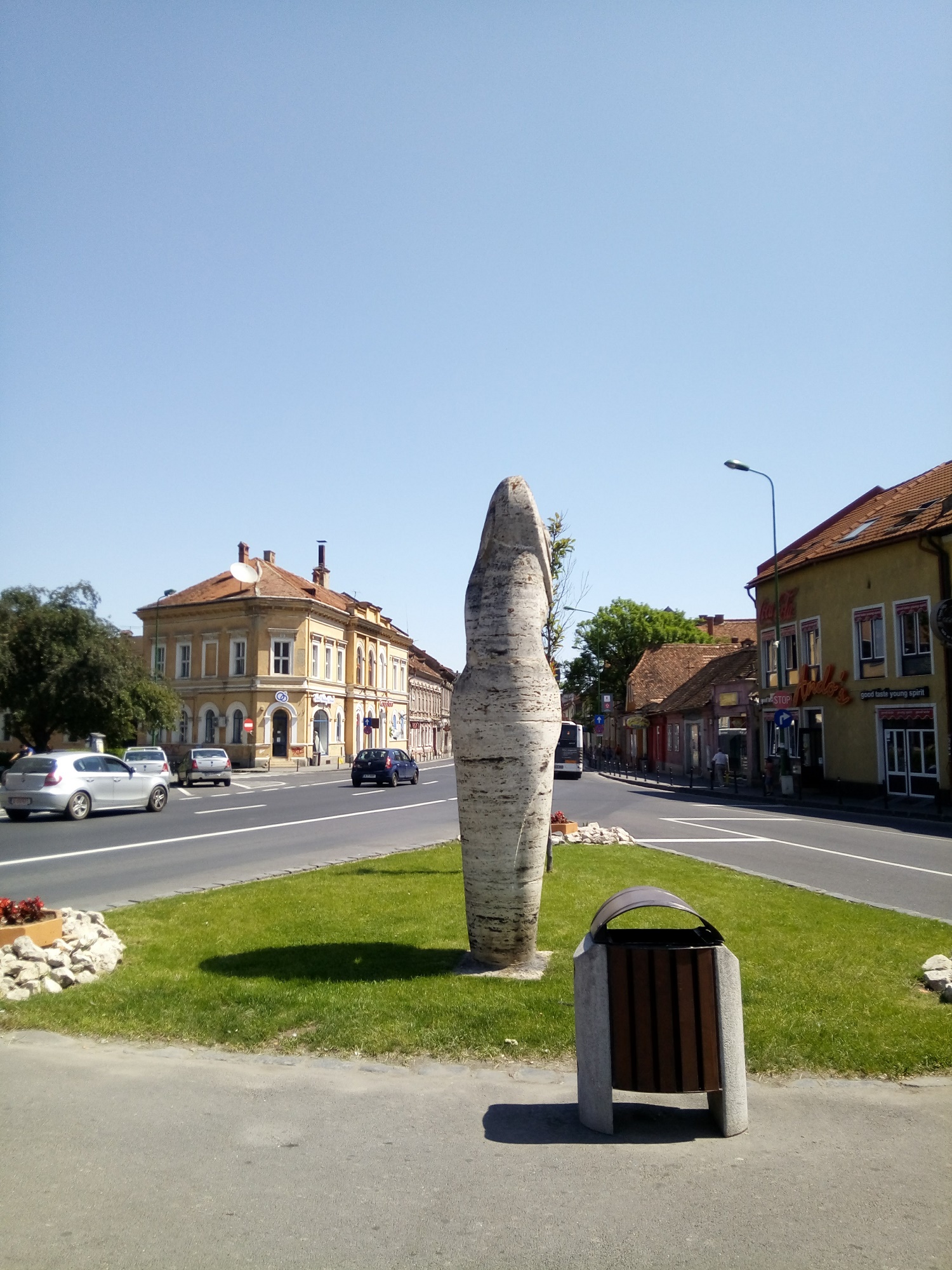 Stone statue - Braşov Stone statue - Braşov