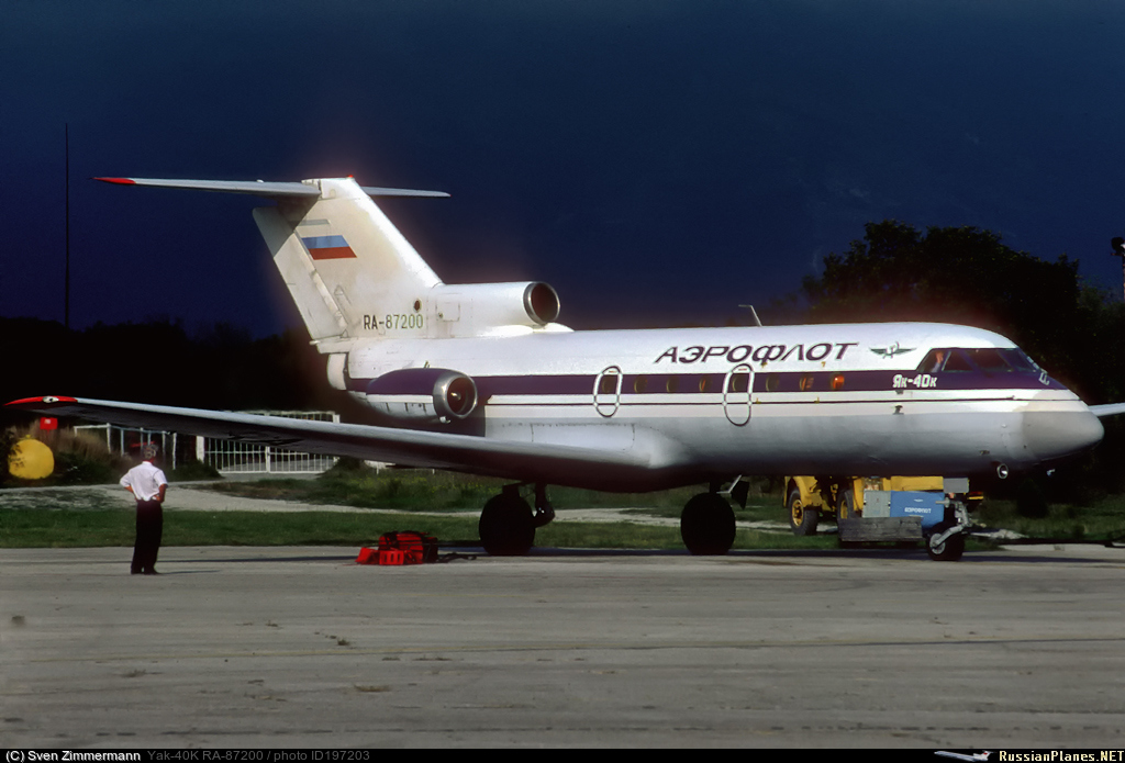 Yakovlev Yak-40 - Taganrog