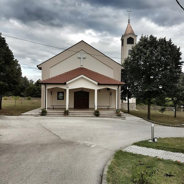 Župa crkva sv. Ante Padovanskog Župa crkva sv. Ante Padovanskog