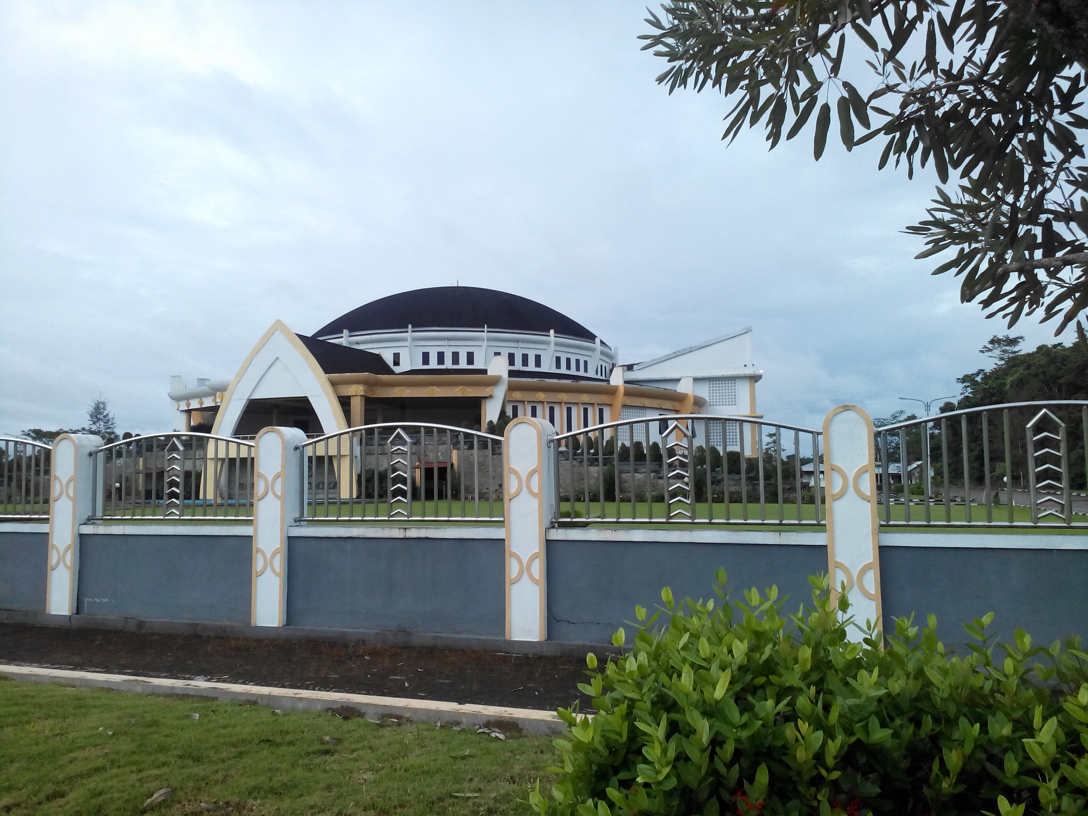 Gedung DPRD Timika yang baru - Timika City Gedung DPRD Timika yang baru - Timika City