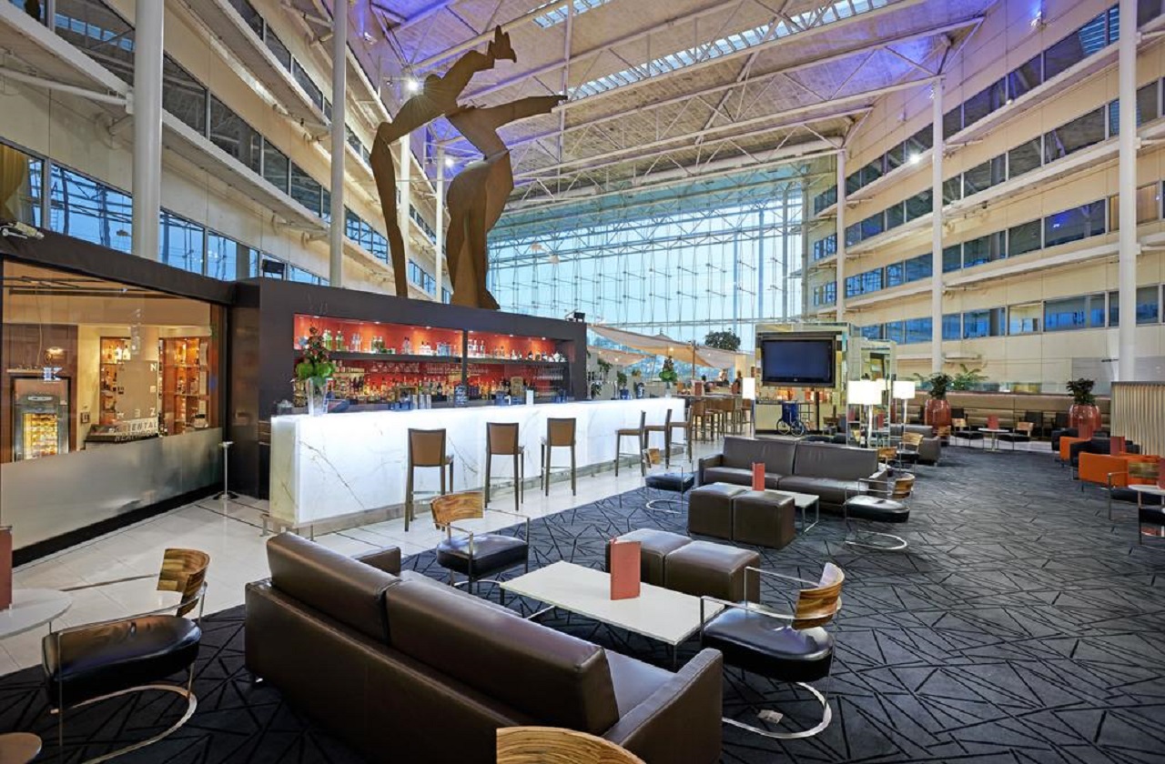 Hilton London Heathrow Airport Hilton London Heathrow Airport