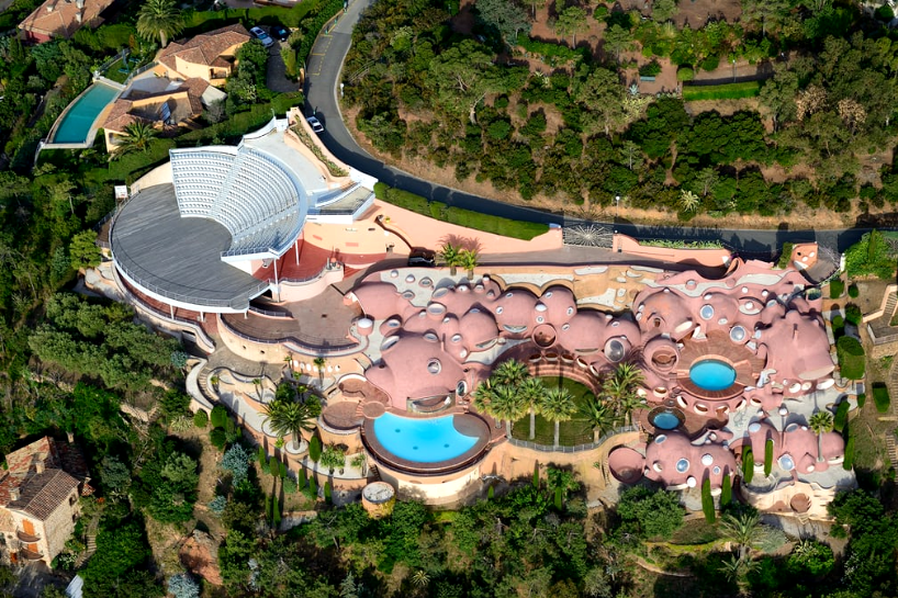 Palais Bulles Th Oule Sur Mer R Sidence De C L Brit S