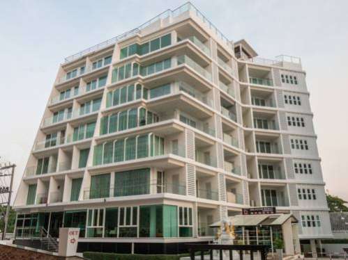 Beachfront Jomtien Residence - Na Chom Thian Municipal Area | apartment complex