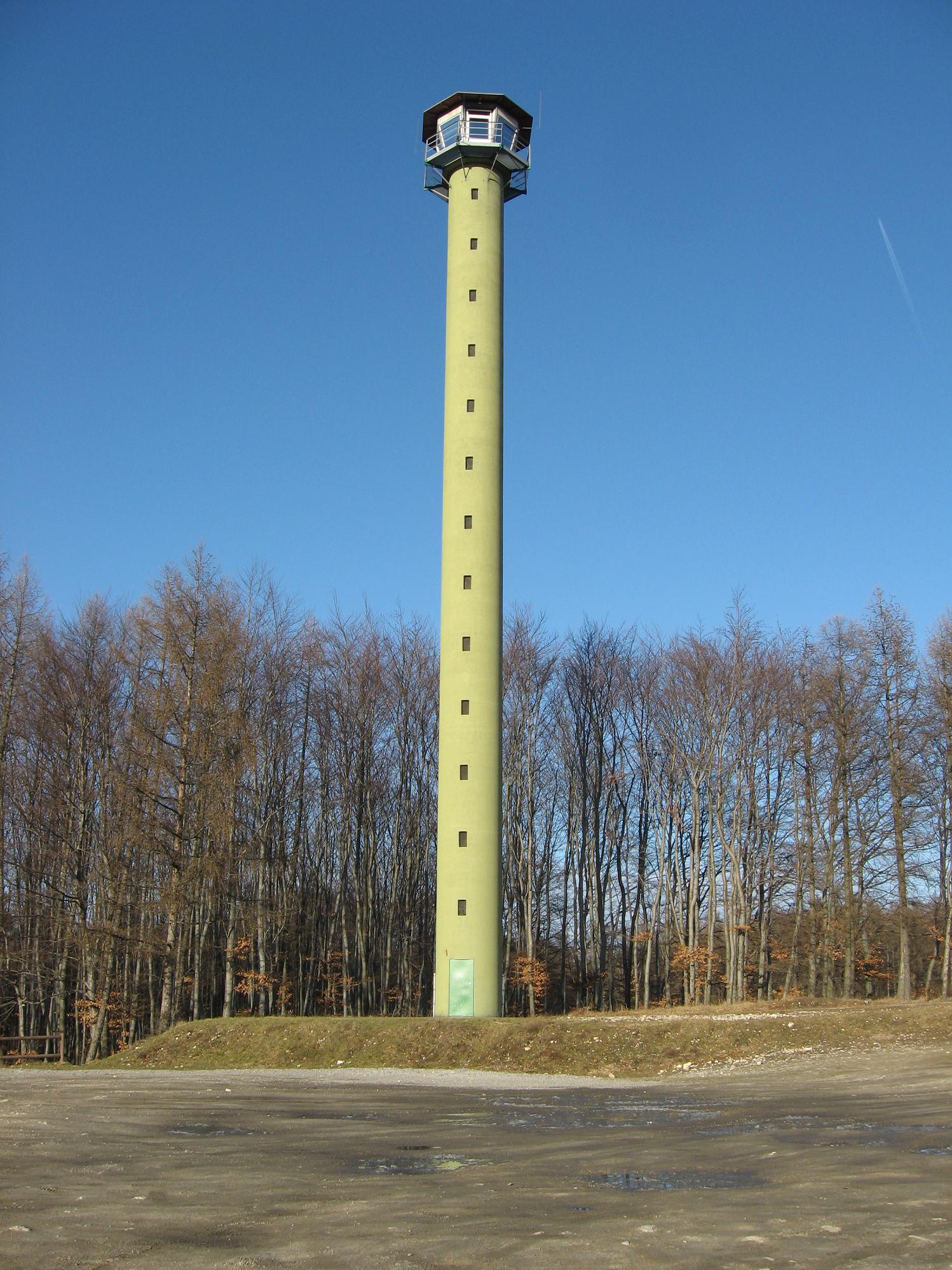 Observation tower