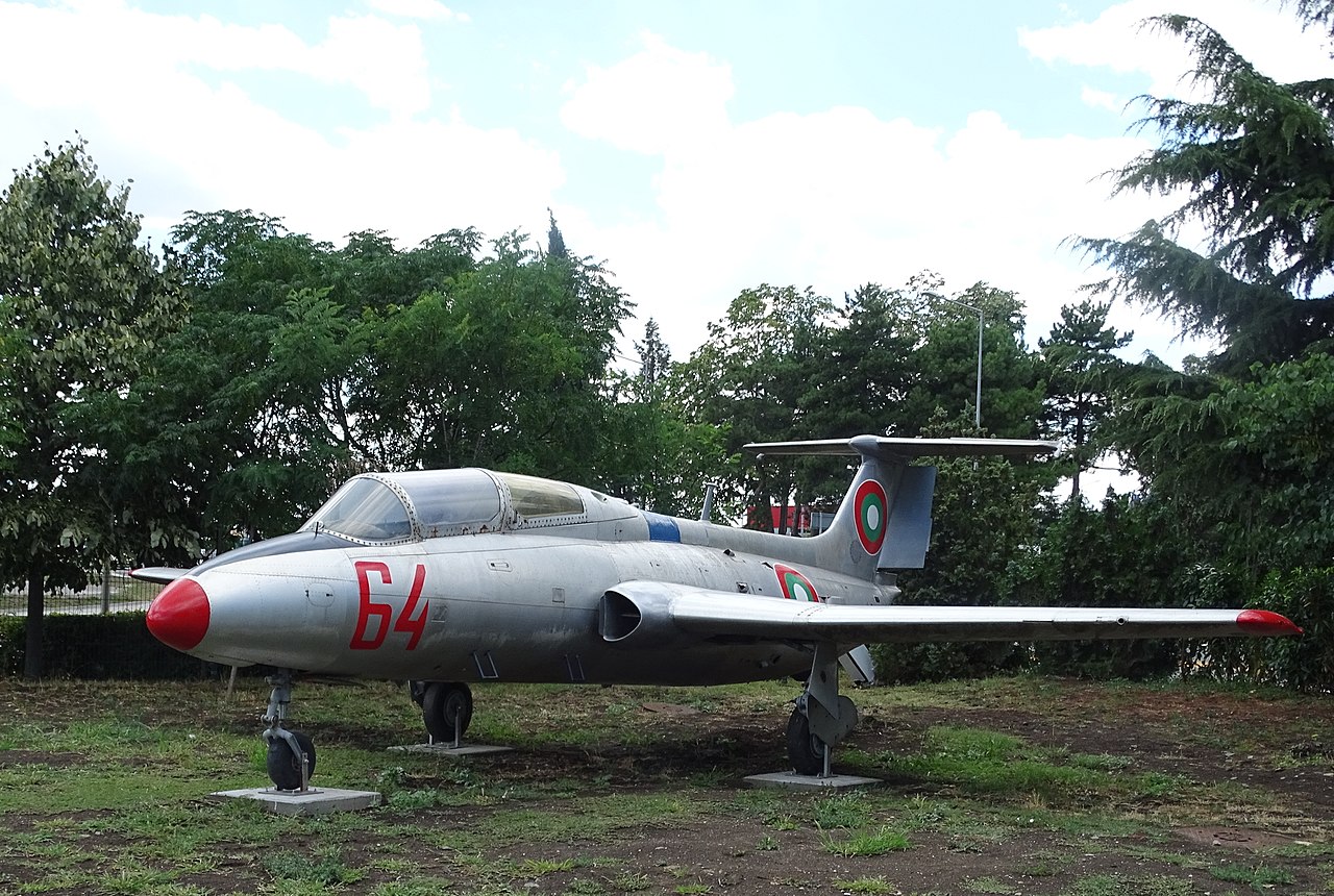 Aero L-29 Delfín - Burgás Aero L-29 Delfín - Burgás