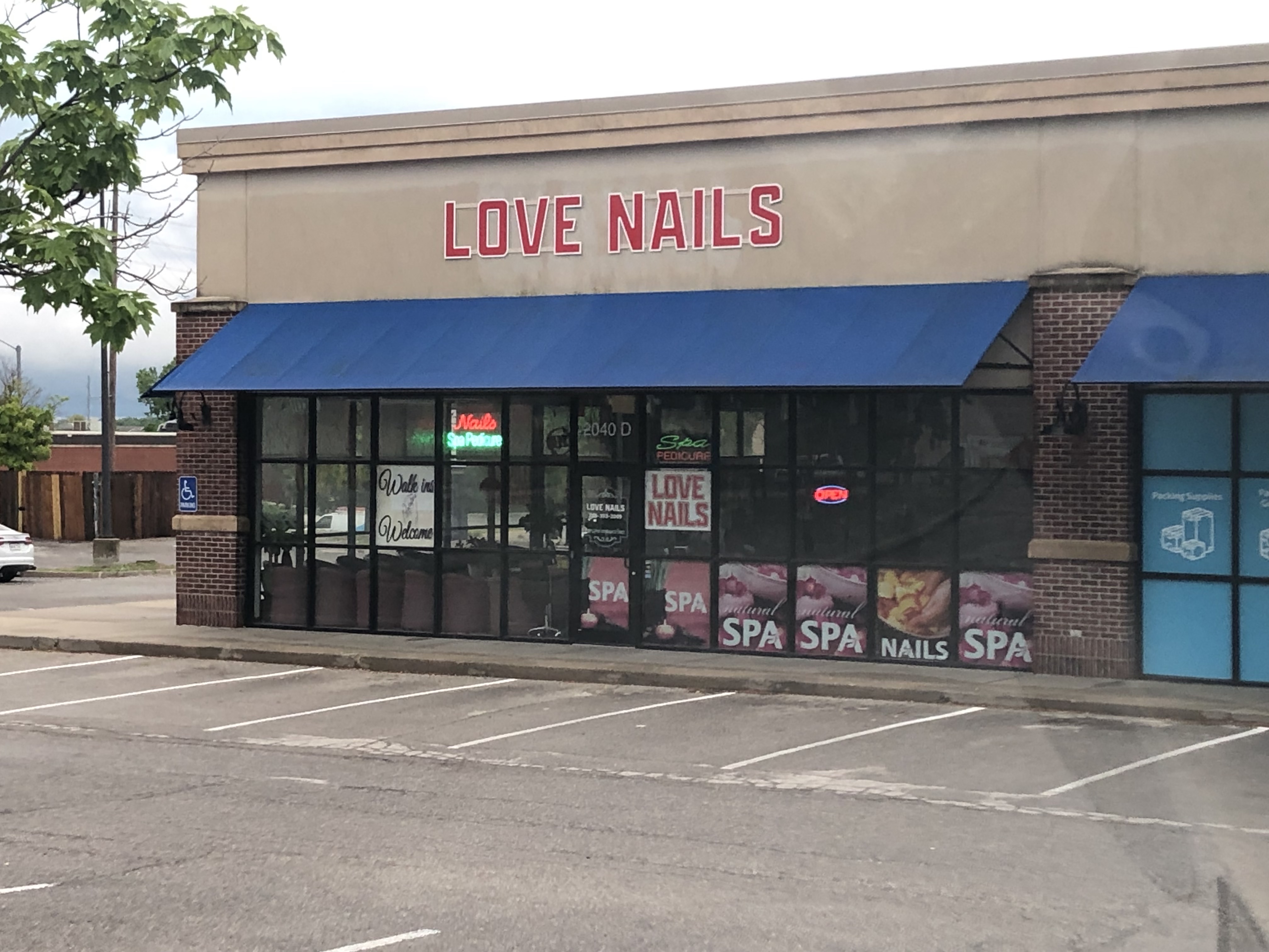 Love Nails - Lawrence, Kansas
