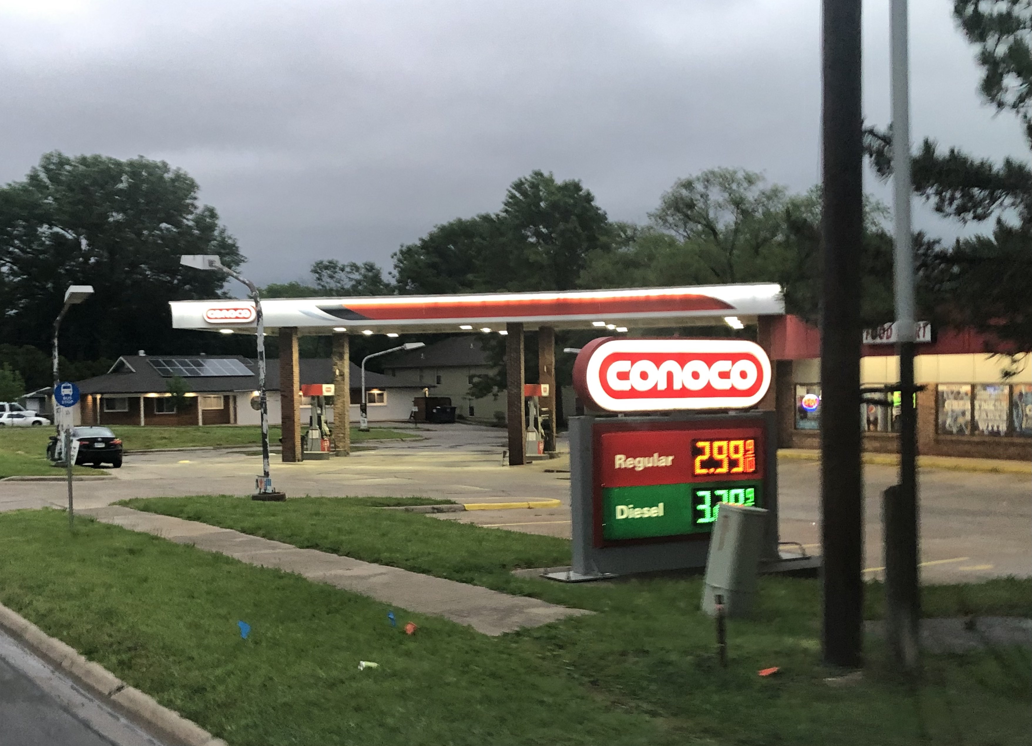 Conoco - Lawrence, Kansas