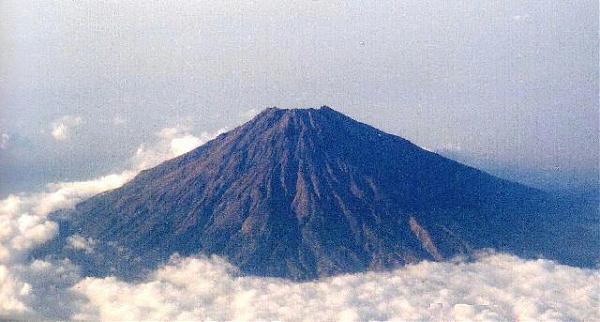 Mount Sumbing - 3.371 meter