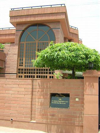 Residence of Dr. Rajinder Singh Gupta & Dr. Harbir Kaur Rao - Patiala