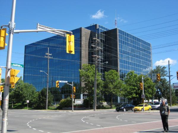 Leomont Building - RCMP Administrative Services - Vanier