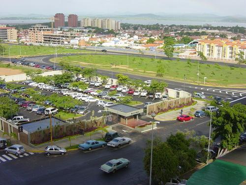 Estacionamiento de CVG Edelca - Ciudad Guayana