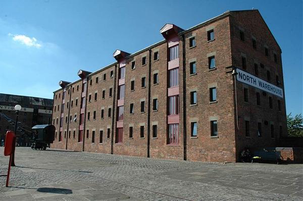 North Warehouse - Gloucester | office building, Grade II Listed (UK)