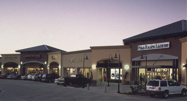 Allen Premium Outlets - Allen, Texas