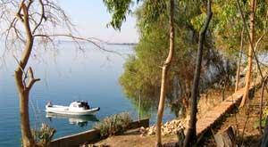 Tabqa Dam Reservoir / Lake Assad