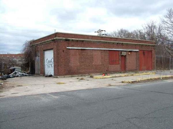 Mitchel Air Force Base - Abandoned Repair Facility - East Garden City ...