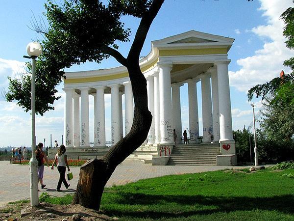 The Colonnade - Odesa | listed building / architectural heritage, 1820s ...