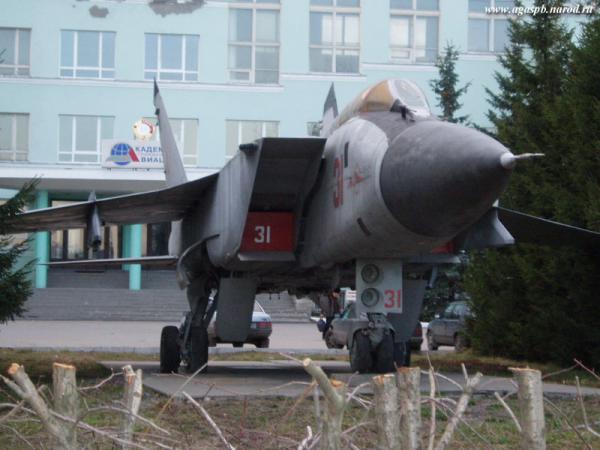Mikoyan MiG-31 - Saint Petersburg