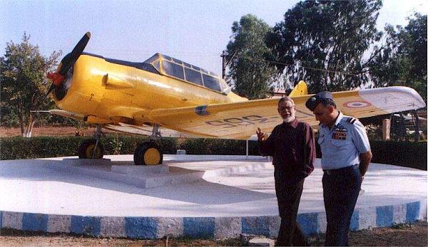 HAL HT-2 Aircraft (English)