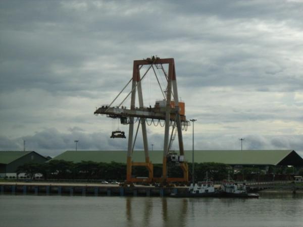 Senari Port