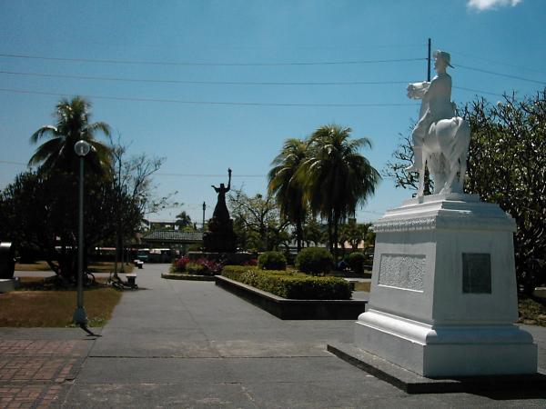 Bulacan Provincial Capitol Park - Malolos