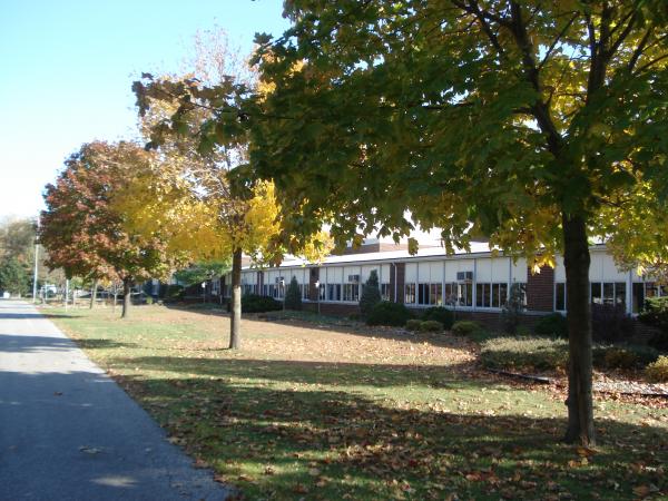 Queen Elizabeth Public School - Municipality of Leamington, Ontario