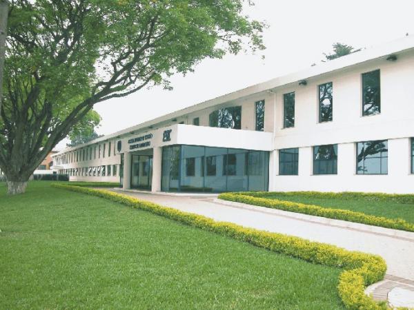 ESIC - Business & Marketing School - Curitiba (Português)