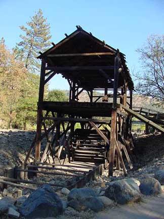 Sutter's Mill (Replica) (former location) | place with historical ...