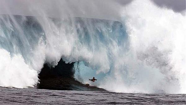 Eddystone Rock & Surf Break