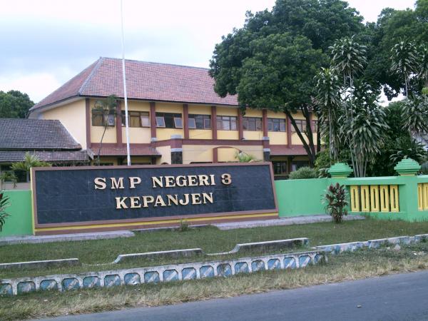 SMP NEGERI 3 KEPANJEN MALANG