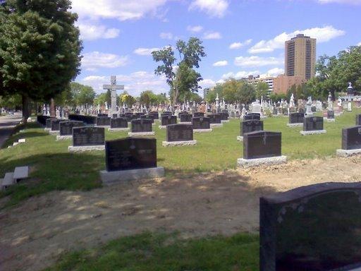 Notre-Dame Cemetery - City of Ottawa, Ontario