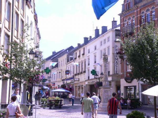 Arlon