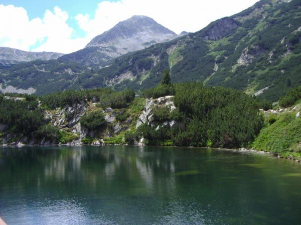 Okoto Lake | glacial lake