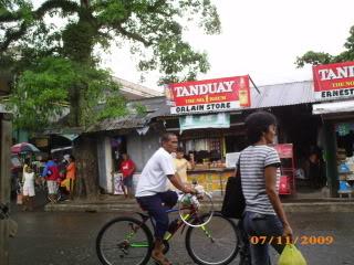 tiwi market - Tigbi (Poblacion)