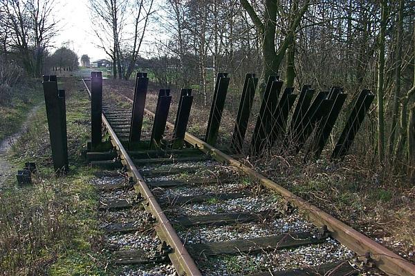 Former Worldwar 2 railway barricade / monument